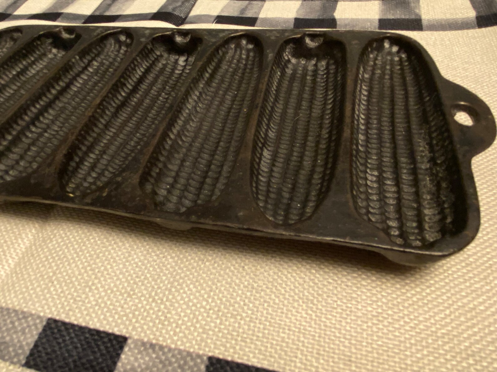Antique Cast Iron Corn Bread Pan, Cast Iron Corn Pan 7404 - Etsy