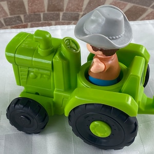 Fisher Price Little People Tractor and Farmer, Fisher Price Green ...
