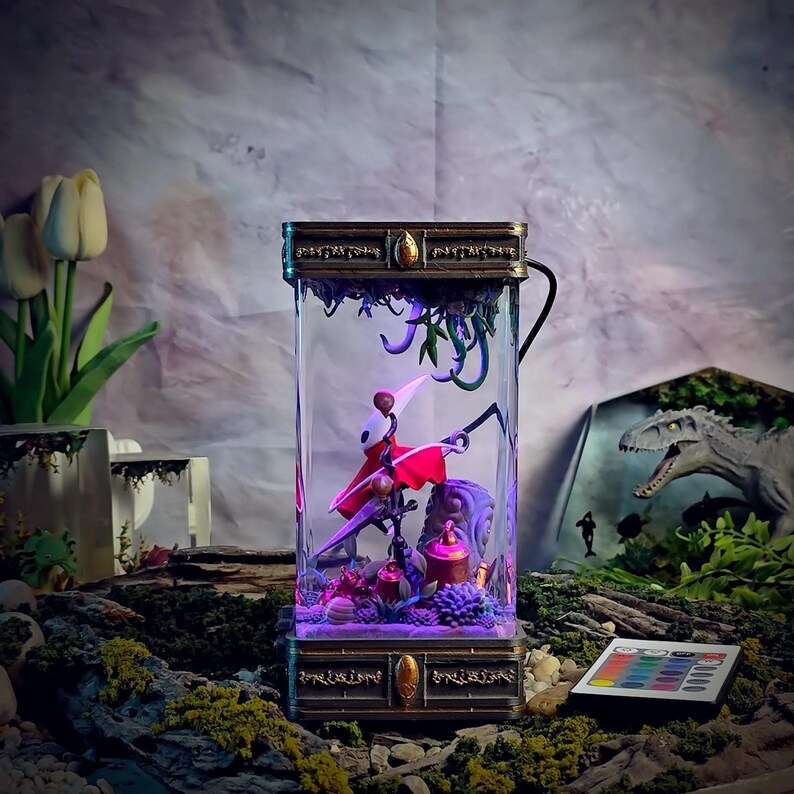 Hornet Resin Lamp, Hollow Knight Silksong Decor, Handmade Gamer Light ...