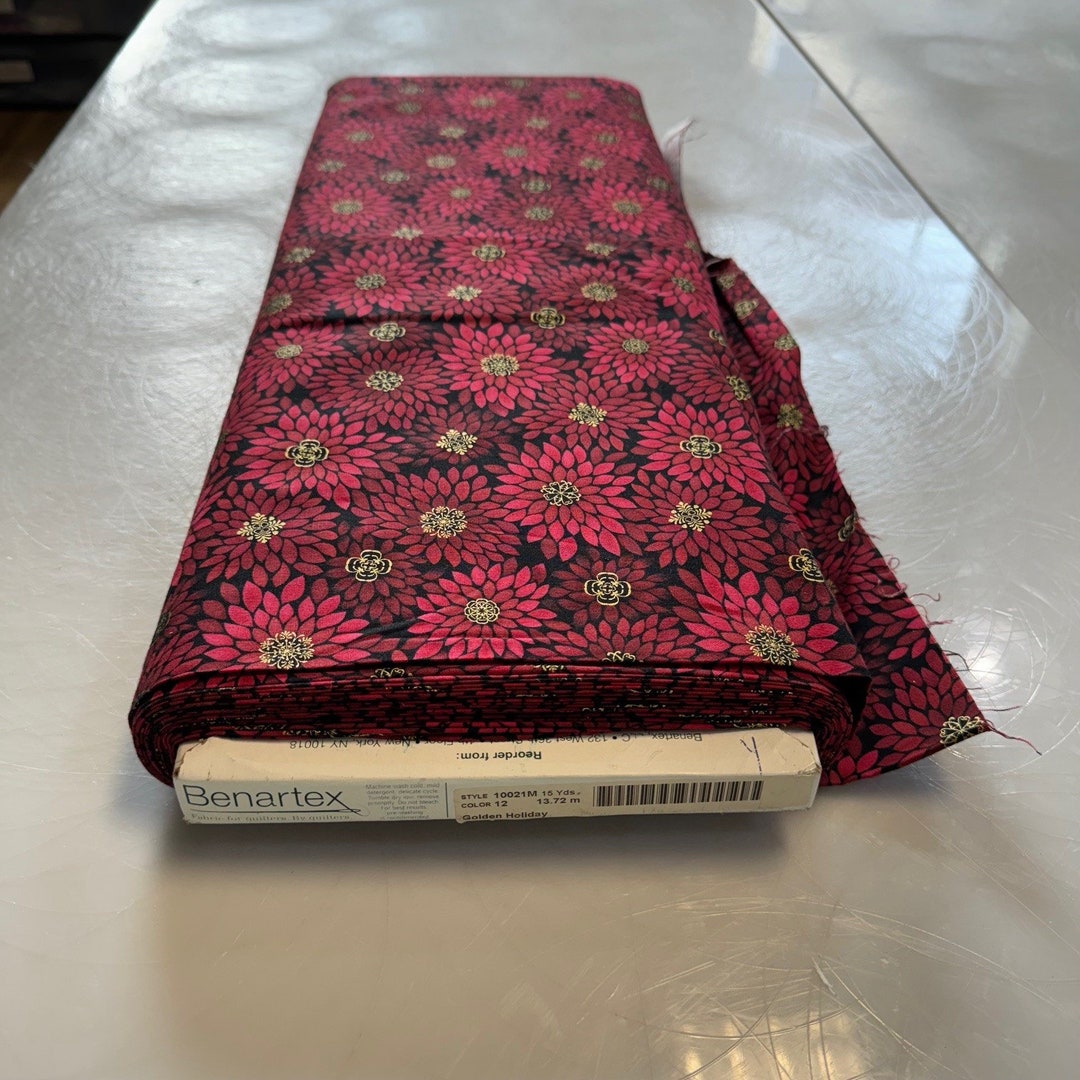 Poinsettia Burst Fabric by the Bolt - Etsy