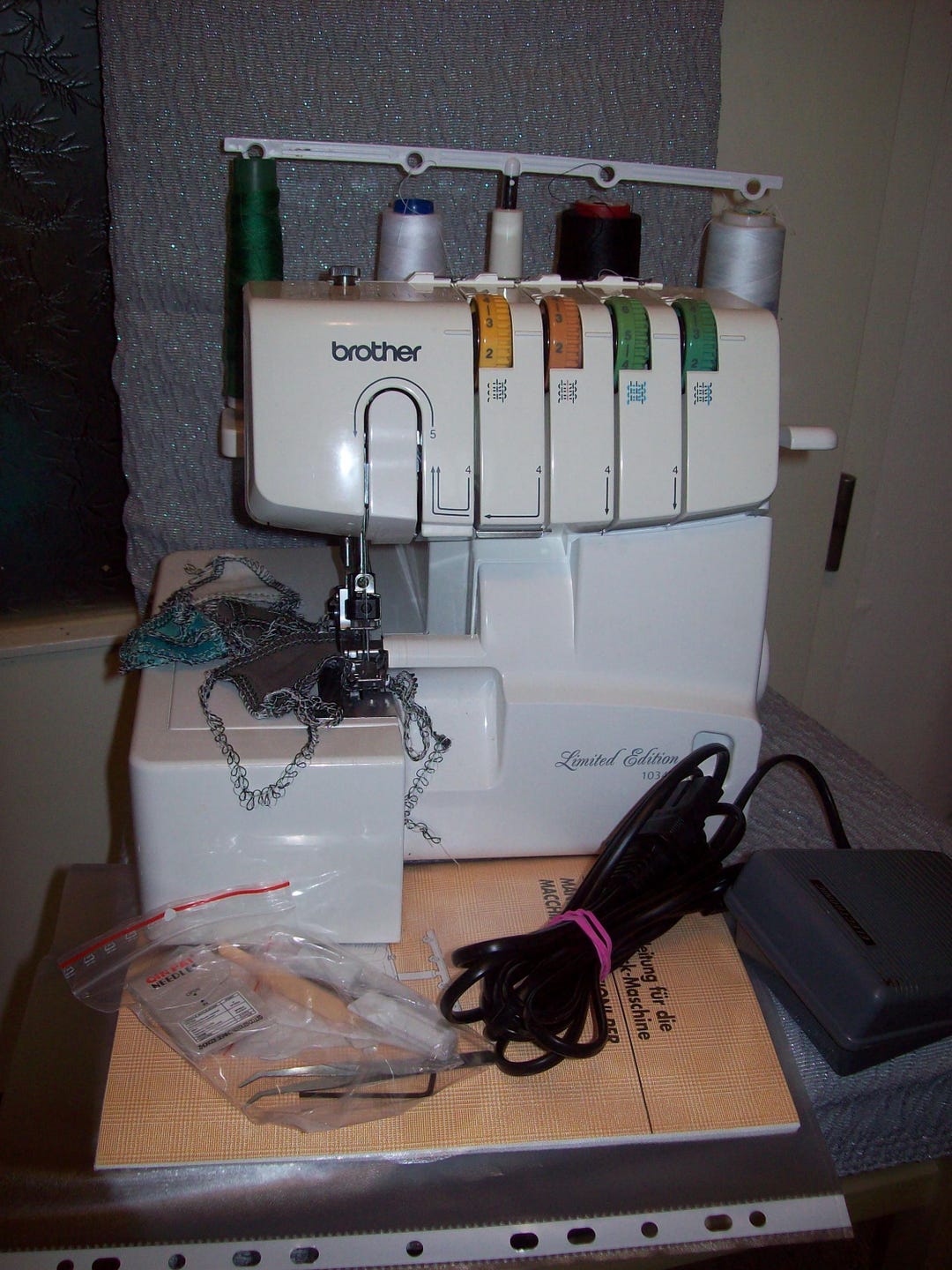 Brother 1034D Overlock Sewing Machine, 3/4 Thread, Differential ...
