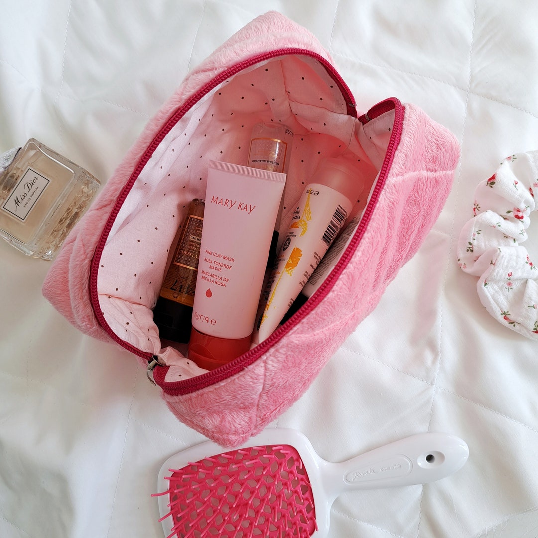 Fluffy Pink Cosmetic Bag Quilted Plush Cosmetic Bag Soft Travel Bag ...