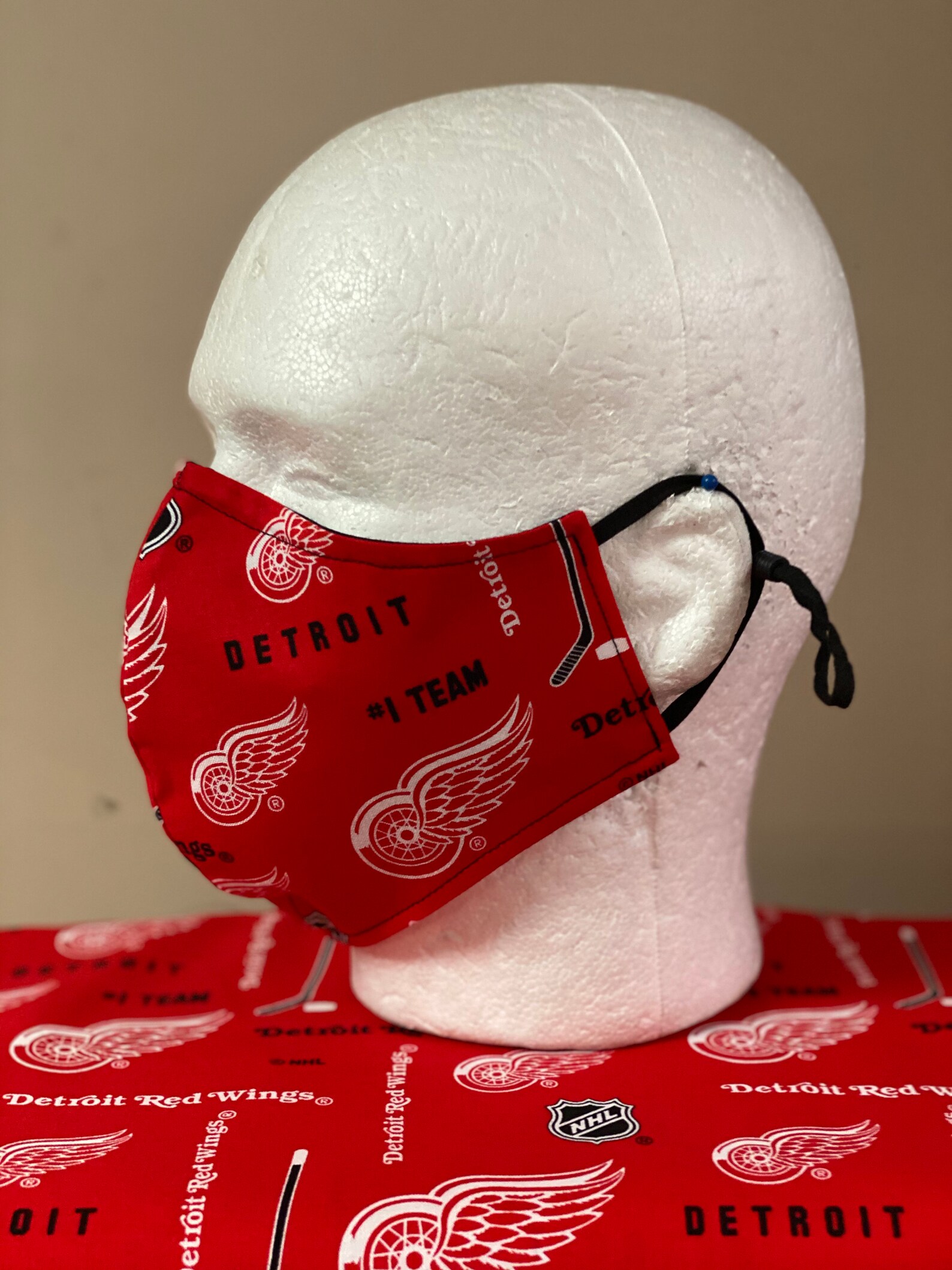 Detroit Red Wings Face Mask with nose wire Elastic with | Etsy
