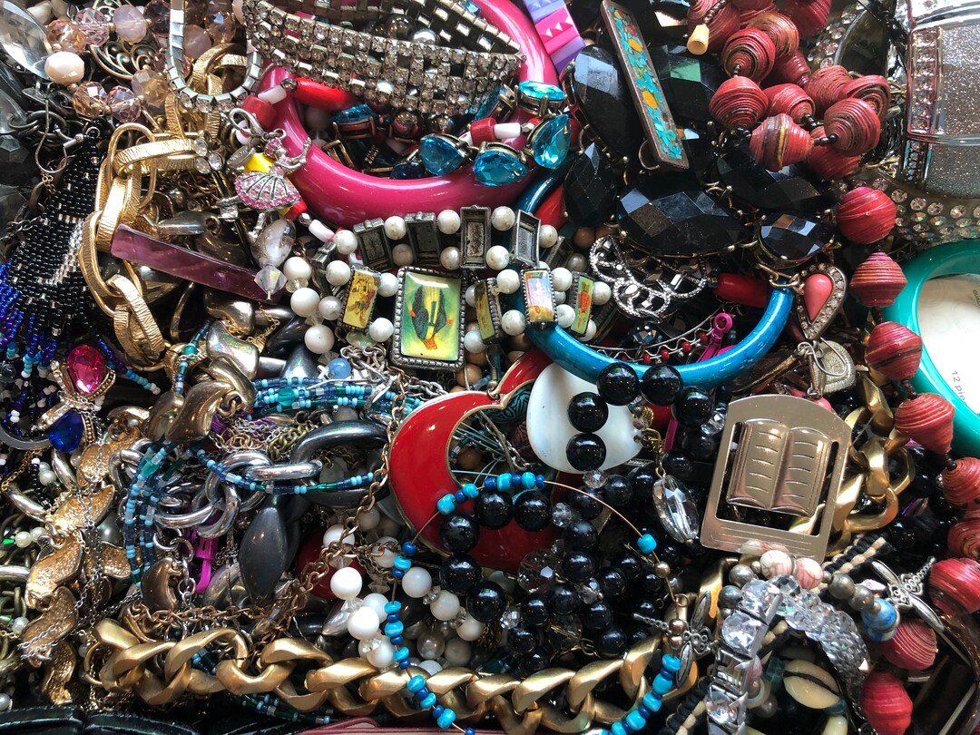 289: 5lbs. Crafting Junk Lot for Jewelry Making Re-purpose Beads ...
