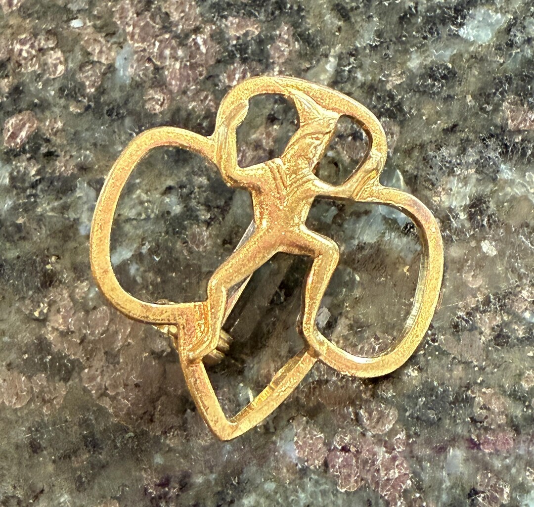 Brooch Vintage Girl Scouts Brownie Lapel Pin Gold Tone - Etsy