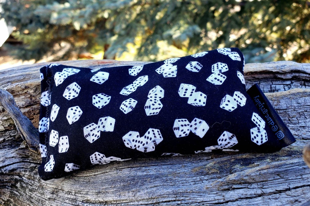 Disc Golf/ Ultimate Frisbee Chalk Bag for Improved Grip (dice) - by ...