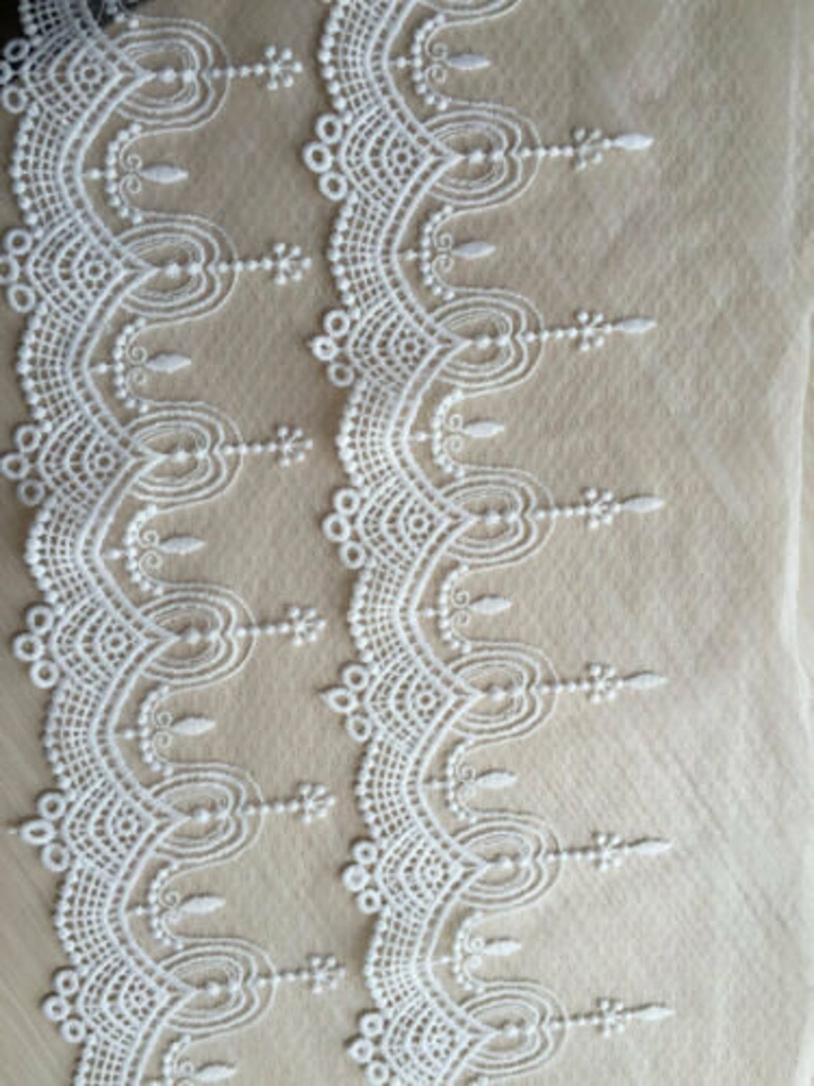 1 Yard Ivory Mesh 2 Layer Flower Embroidery Alice Venise - Etsy
