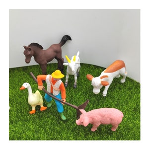 Zoo Farm House Model Action Figures Farmer Cow Pig Duck Poultry Animals ...