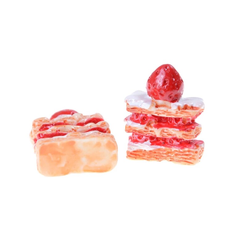 Resin Strawberry Cake Adorable Miniature Cakes Resin - Etsy