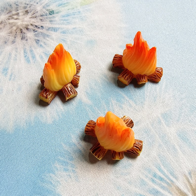 28mm 3D Campfire Centerpiece Artificial Fire Fake Flame Paper Party ...