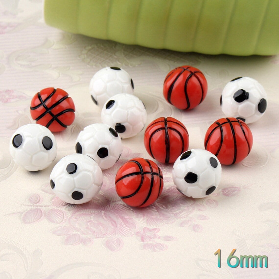 Dollhouse 16mm 3D Miniature Sports Balls Soccer Football and Basketball ...