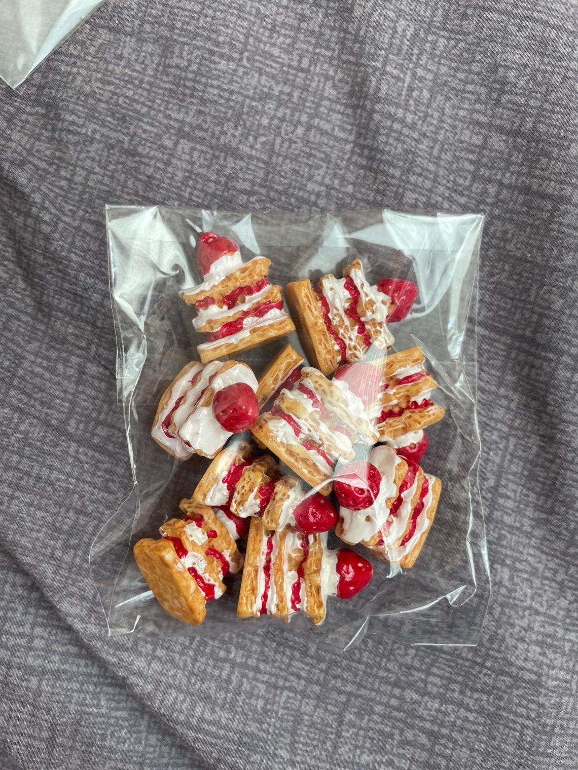 Resin Strawberry Cake Adorable Miniature Cakes Resin - Etsy