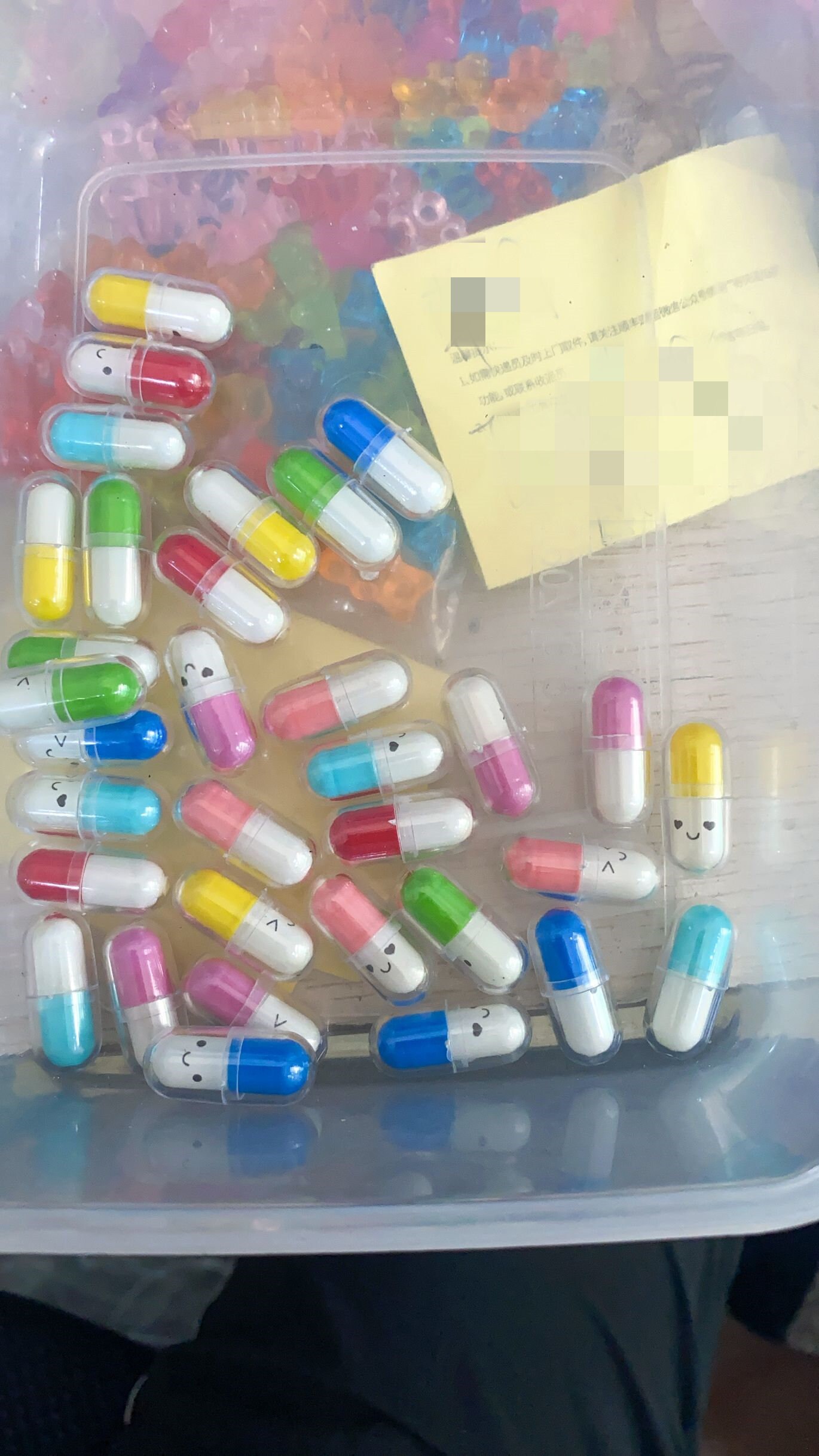 Cute Expression Capsules Love Pill Plastic Charms Put in Wishing Drift ...