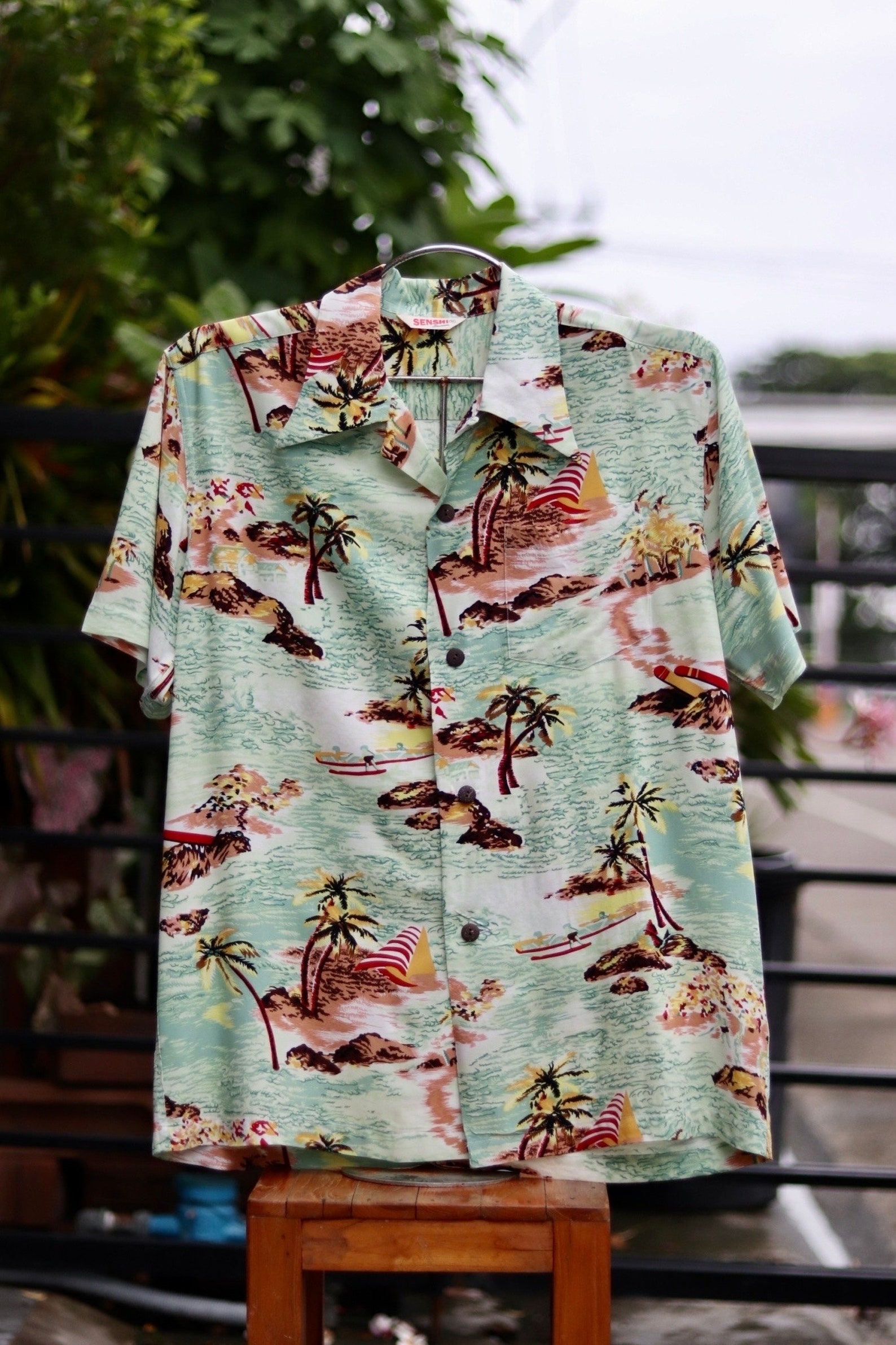 Hawaiian Shirt Alien: Harry Dean Stanton's Tropical Shirt as Brett - Etsy