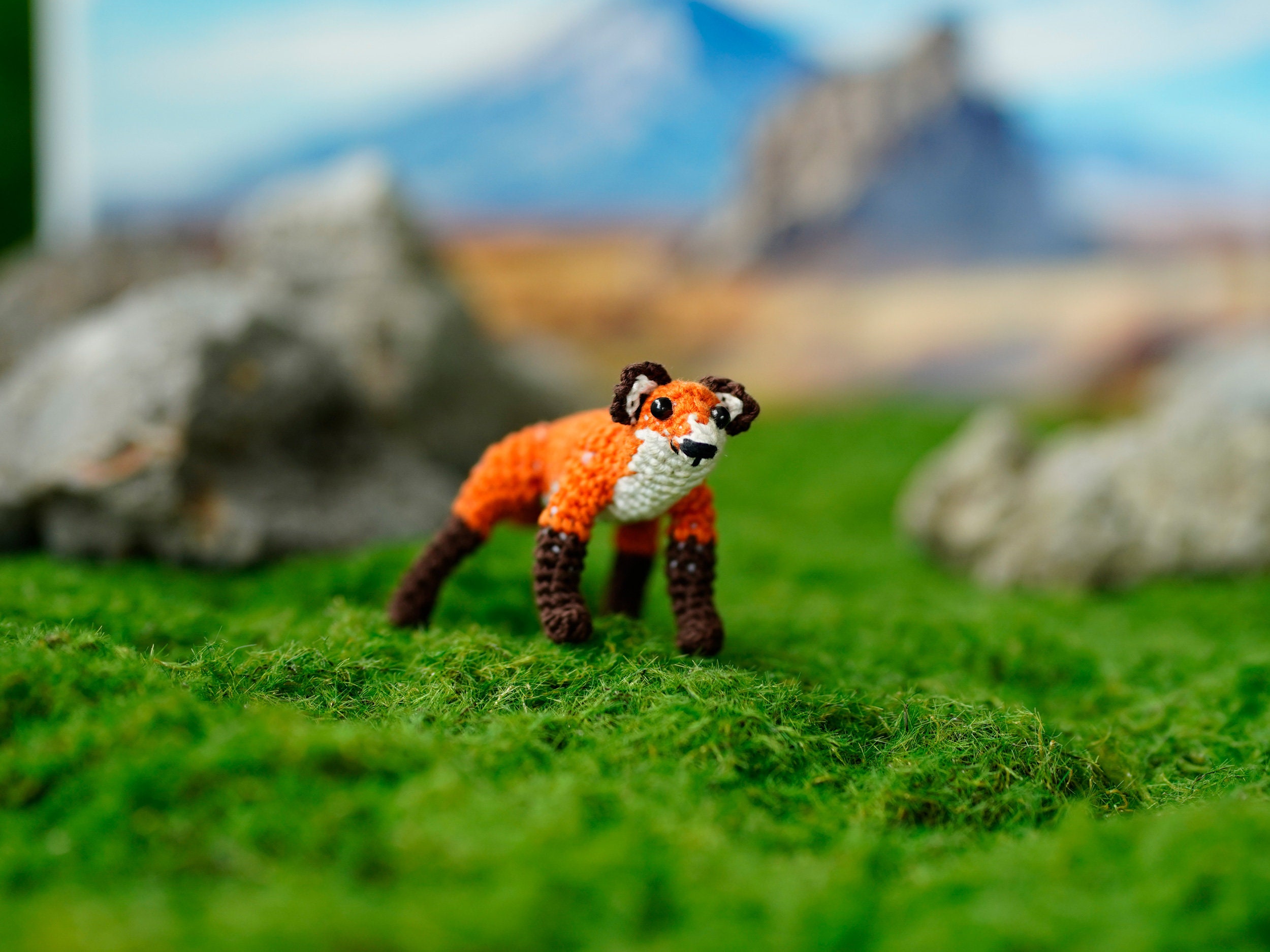 Mini Crochet Fox: Tiny Cotton Amigurumi Dollhouse Decor - Etsy