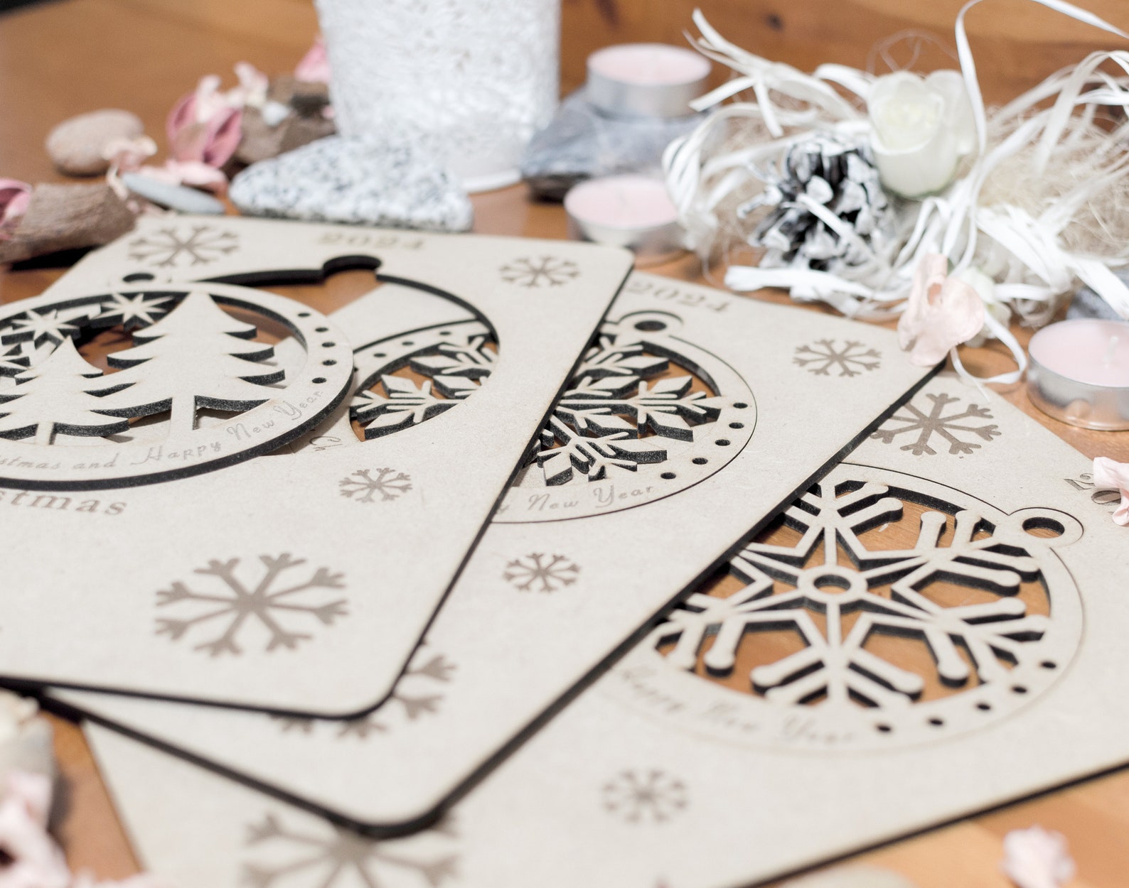 Laser Cut Christmas Card Set: Snowflake Ornament Designs (lightburn ...