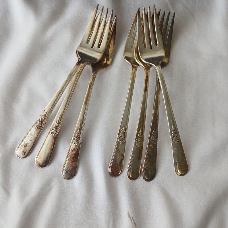 Holmes & Edwards Vintage 1940s Silver Plate 48-pc Youth Flatware Set ...