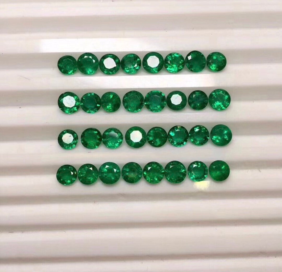 2 Pcs 4mm Natural Emerald Faceted Round Cut Top AA Quality Loose ...