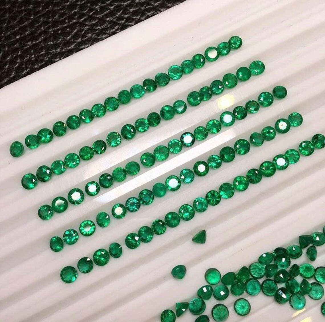 3mm Natural Emerald Round Gemstone Loose Emerald round Stone | Etsy