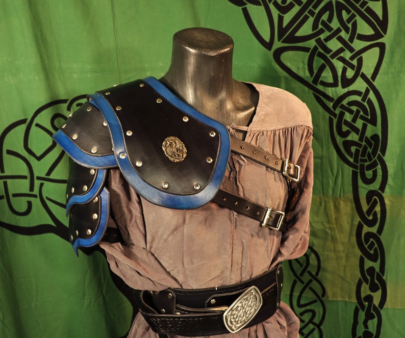 Paladin Pauldron Shoulder Armor SCA LARP Cosplay - Etsy