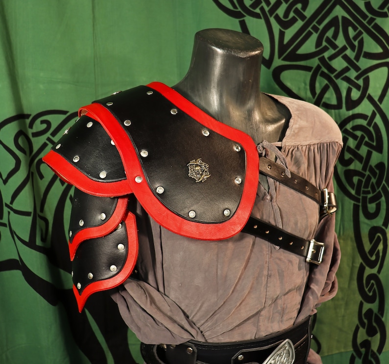 Paladin Pauldron Shoulder Armor SCA LARP Cosplay - Etsy