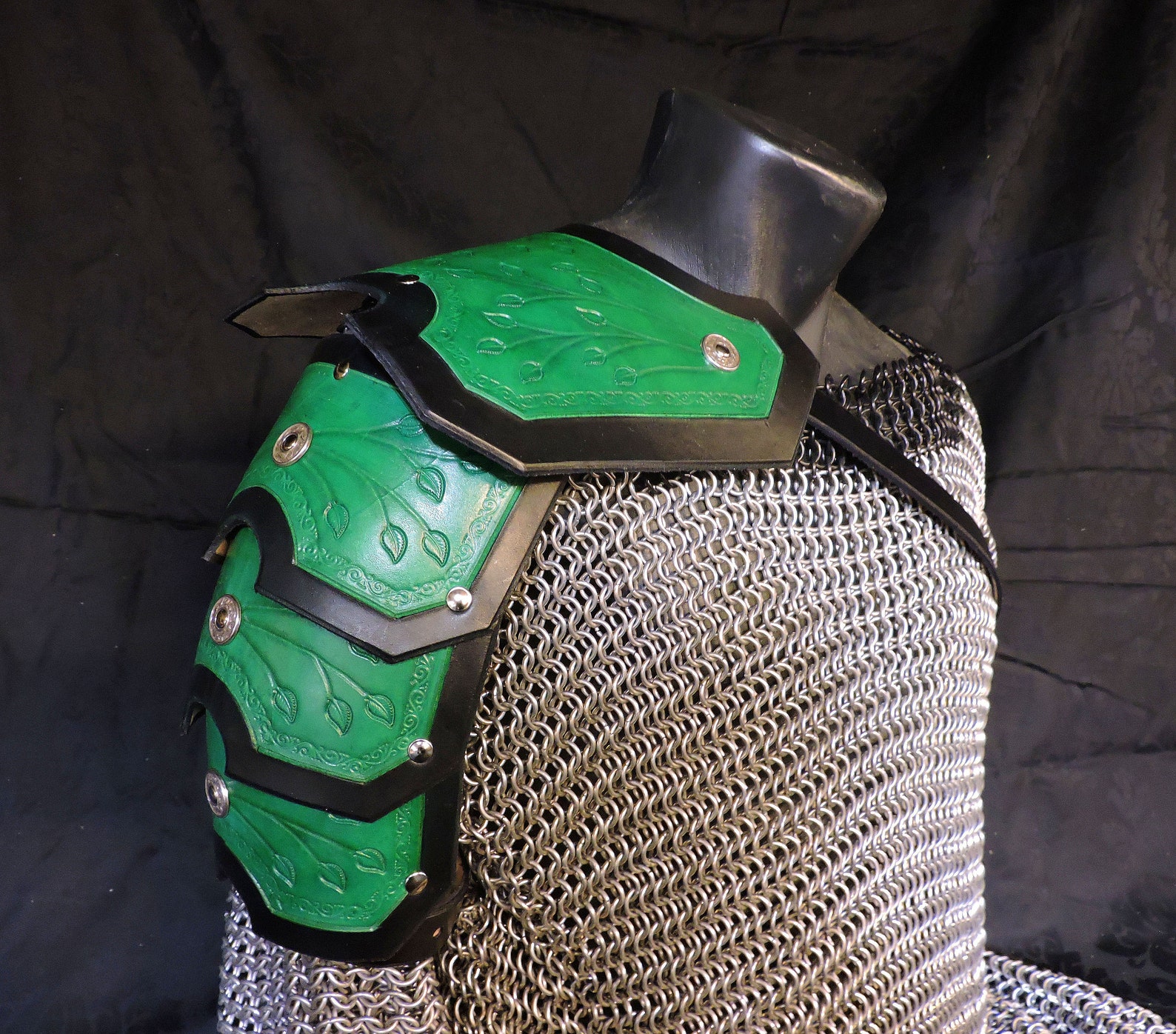 Leather Ranger Pauldron Shoulder Armor Elven Pauldron | Etsy