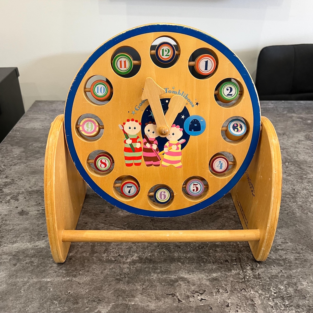 In the Night Garden Wooden Day & Night Double Sided Learning Clock Toy ...