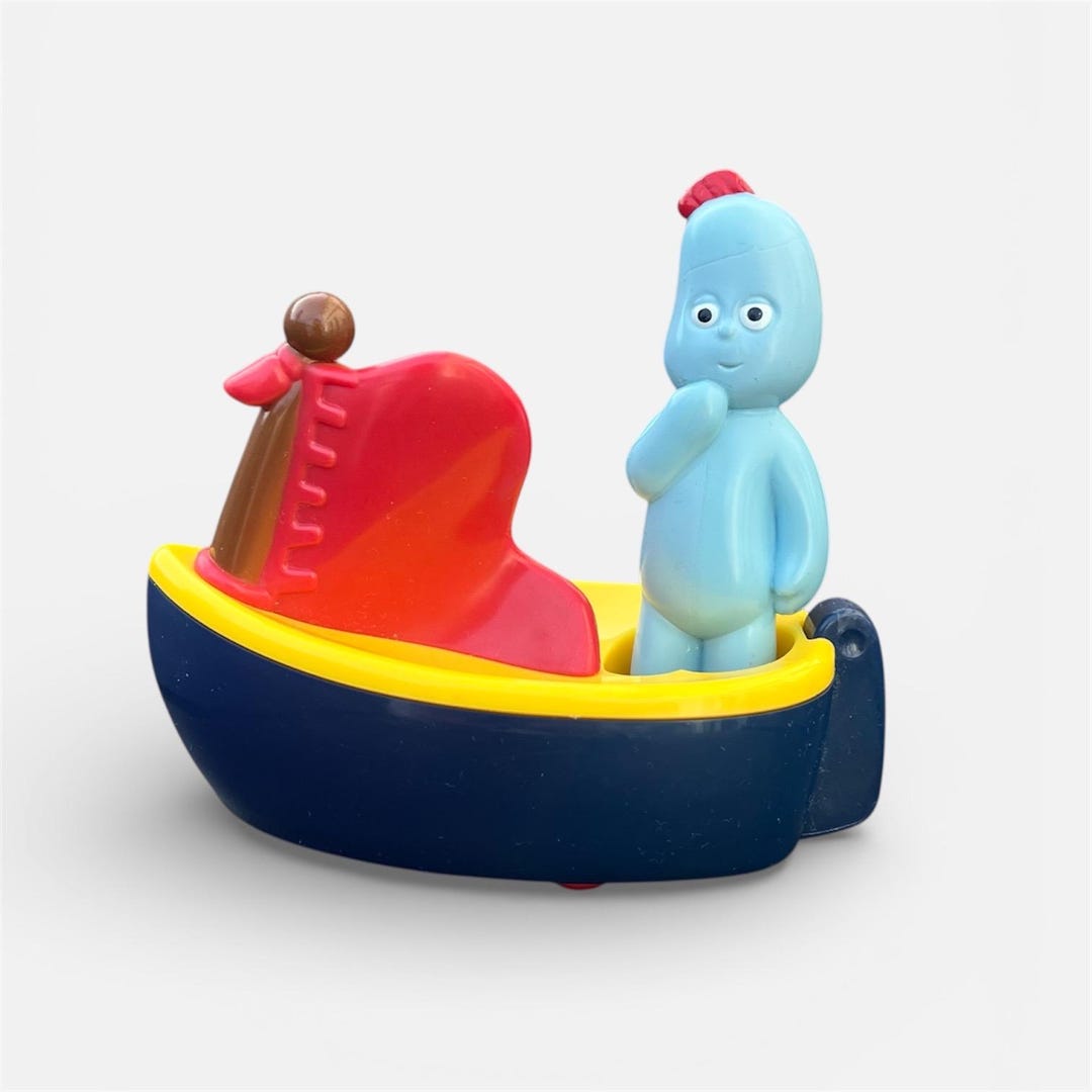 In the Night Garden Roll Along Iggle Piggle Floaty Boat Toy & Figure ...