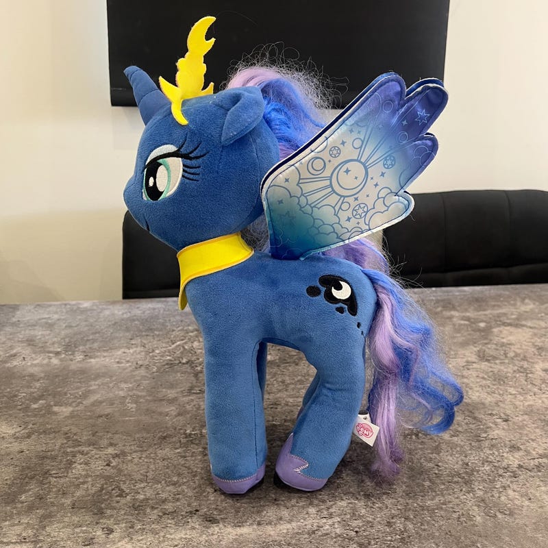 Princess Luna - Etsy