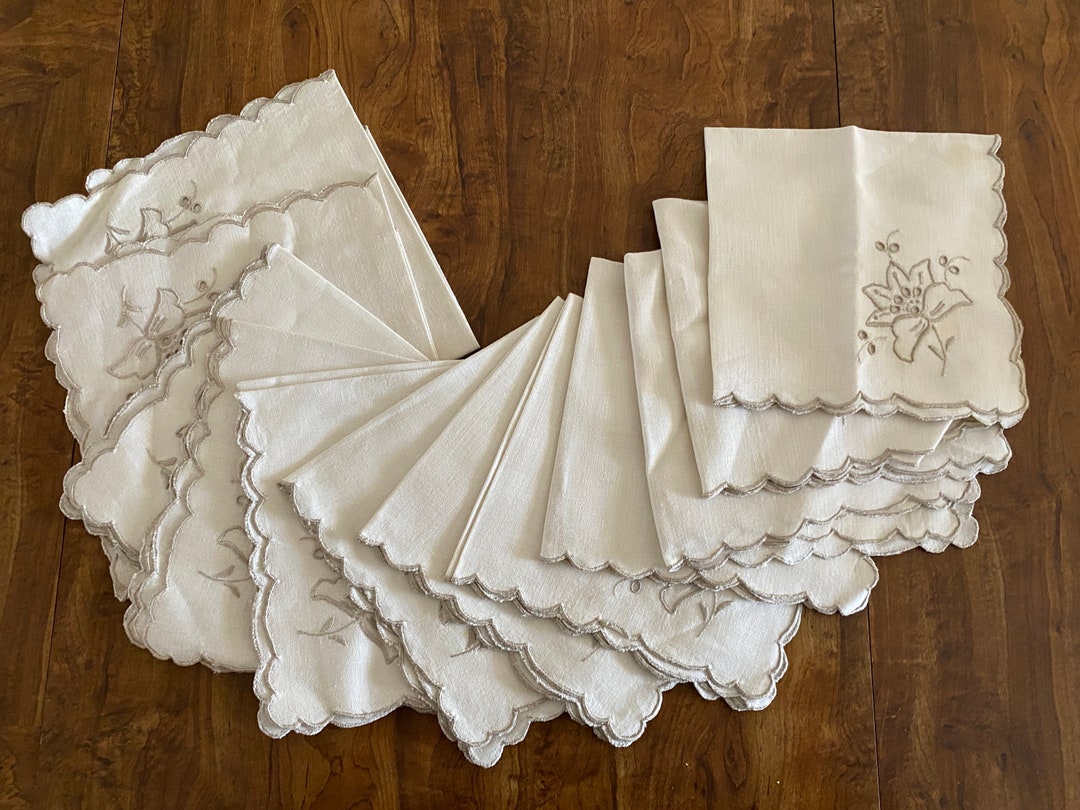 12 Vintage Ivory & Taupe Cutwork LINEN NAPKINS Scalloped Edges Tulip ...