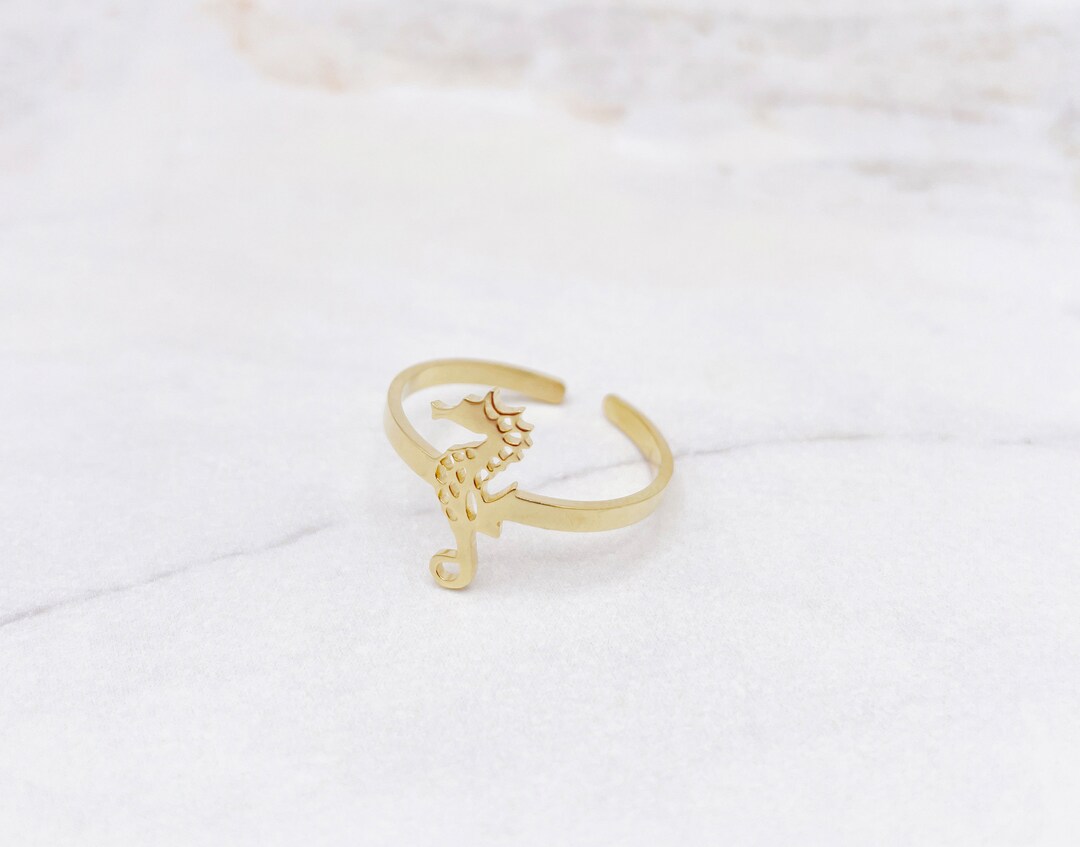 Seahorse Ring, Cute Minimalist Seahorse Jewelry, Horsefish Sea Dragon ...