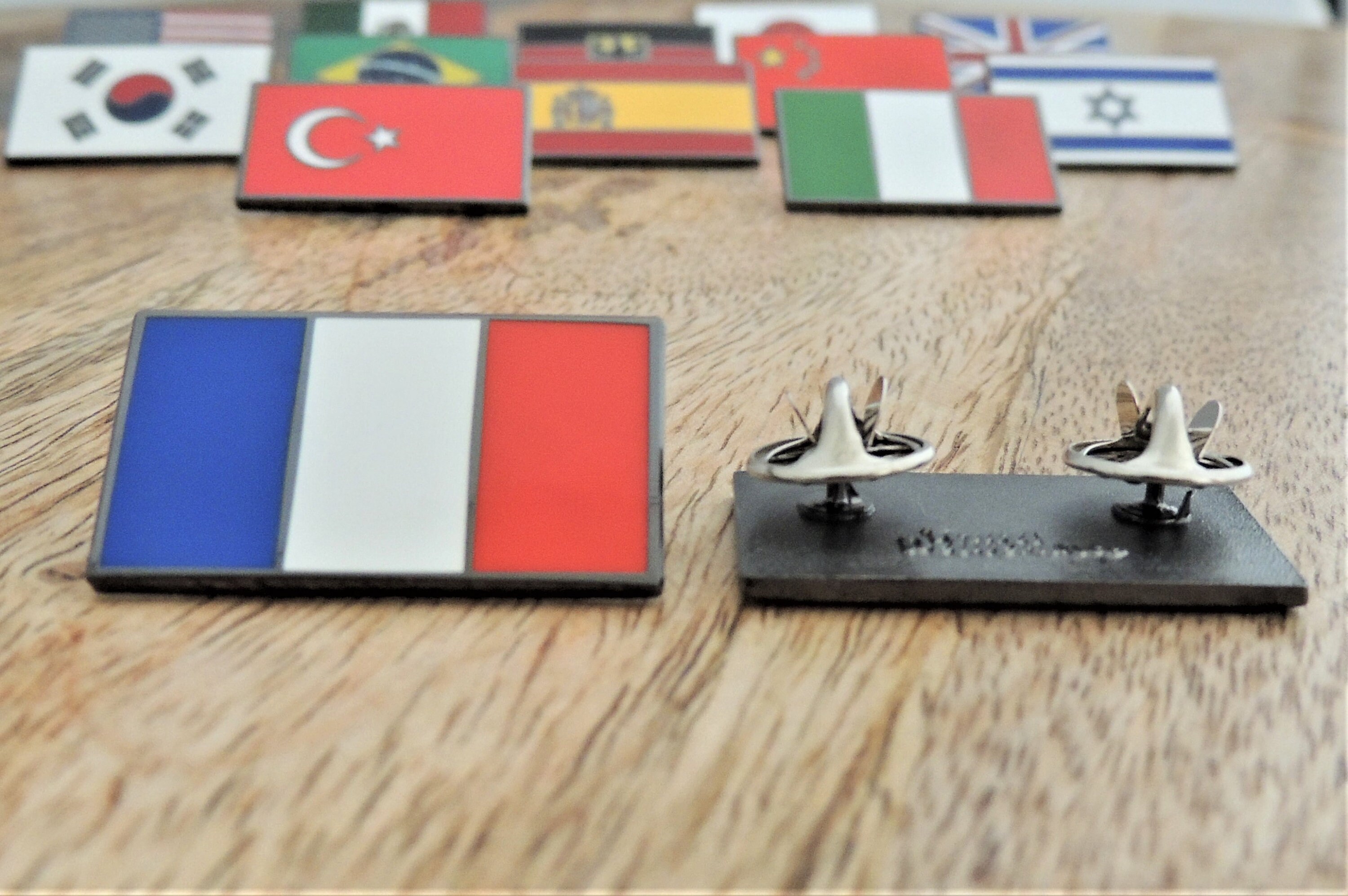 OOPSIES France Flag Lapel Pin French Flag Badge Gift for World Traveler ...