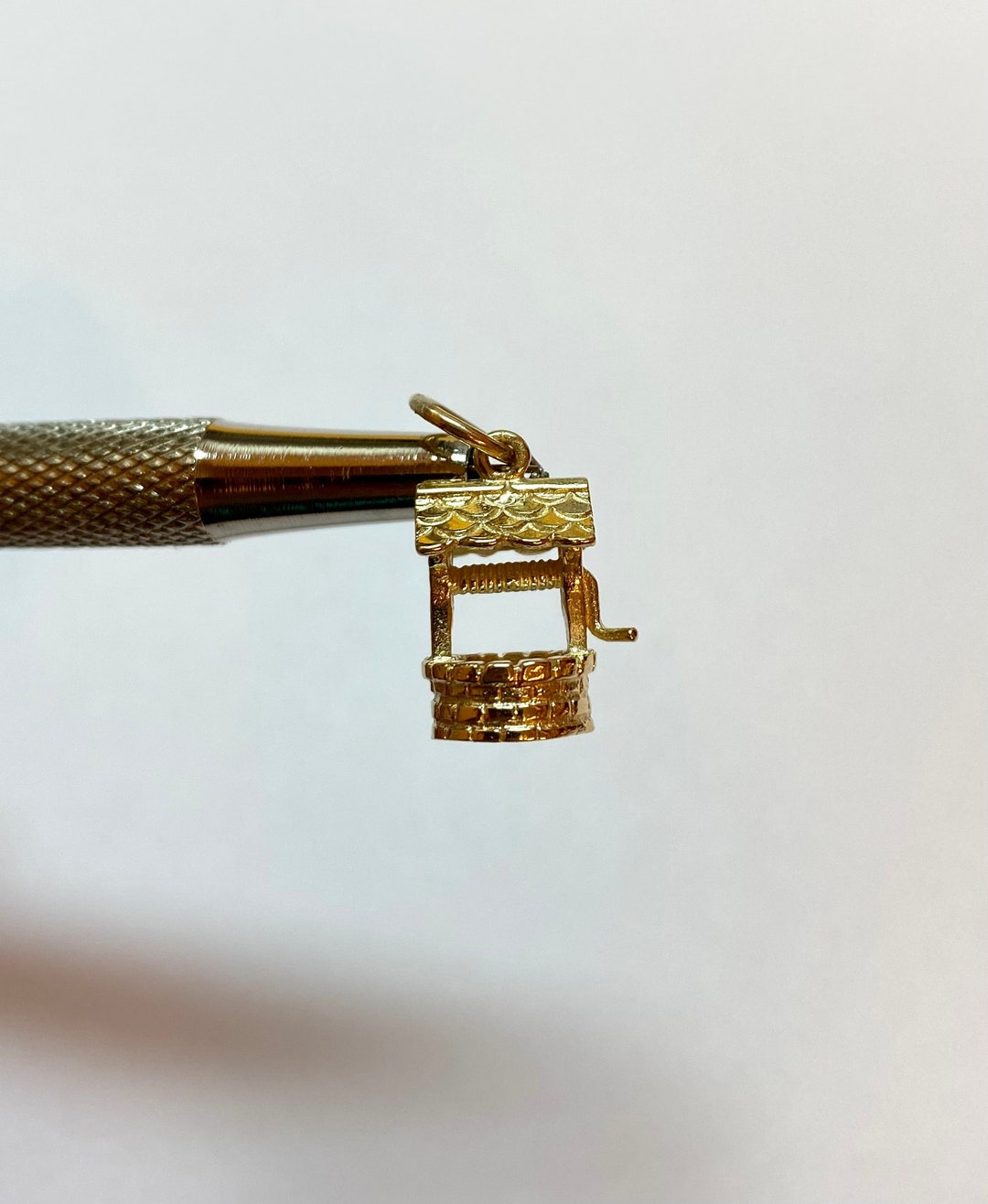 9ct Yellow Gold Wishing Well Charm Pendant - Etsy