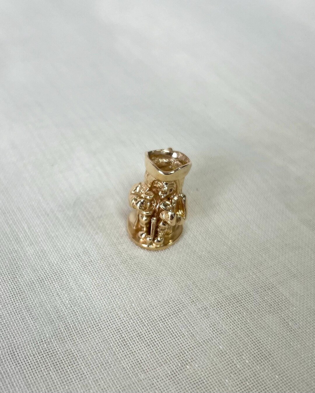 Large 9ct Yellow Gold Toby Jug / Fillpot Charm - Etsy UK