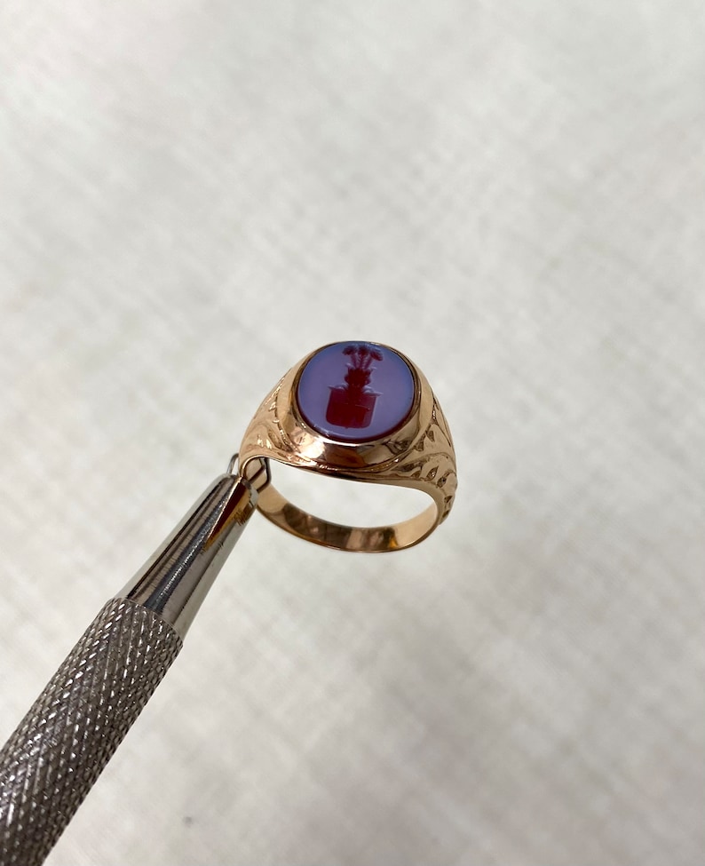 14ct Rose Gold Sardonyx Carved Signet Ring - Etsy