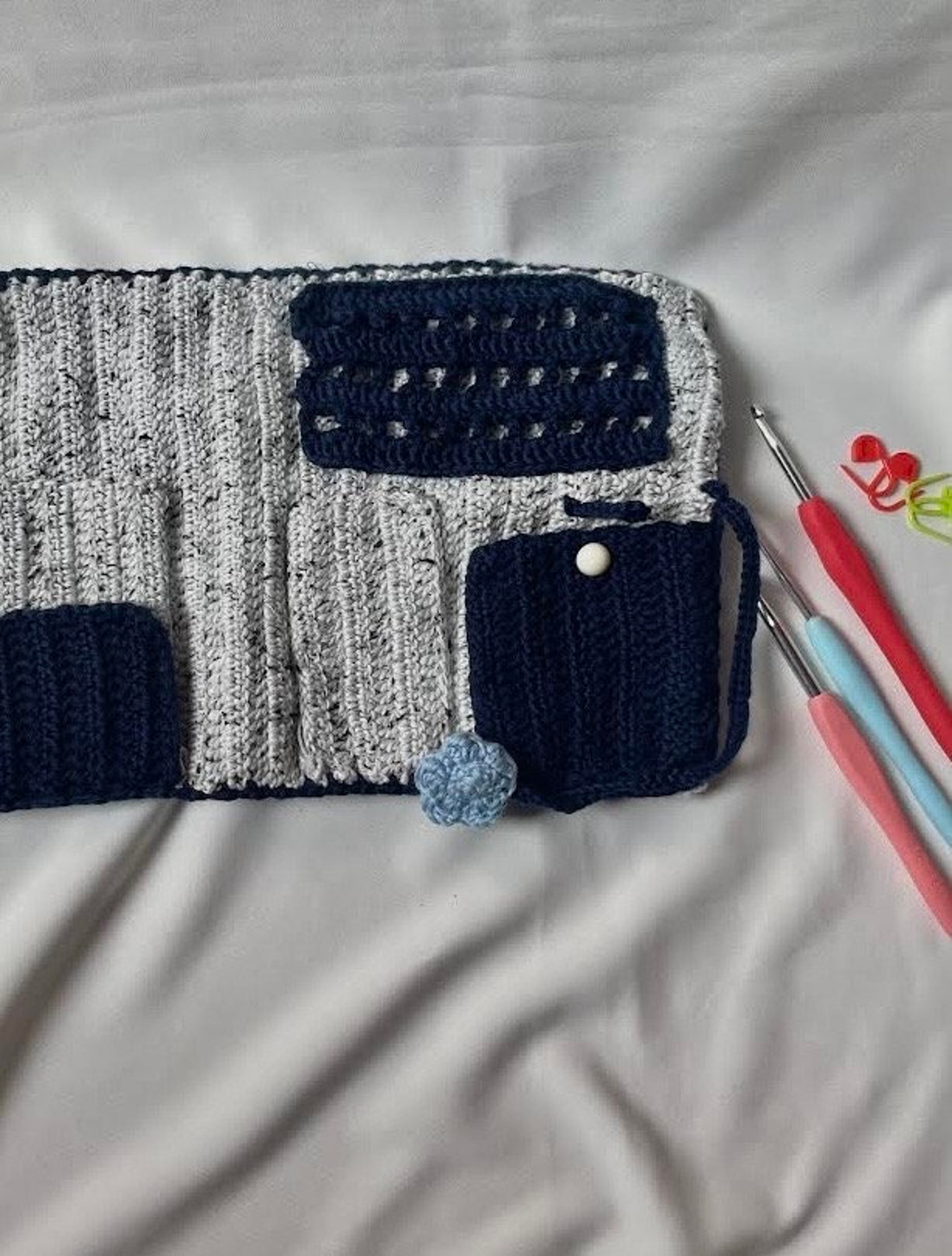 PDF 'cro-shell Hook Caddy' Crochet Pattern - Etsy Canada