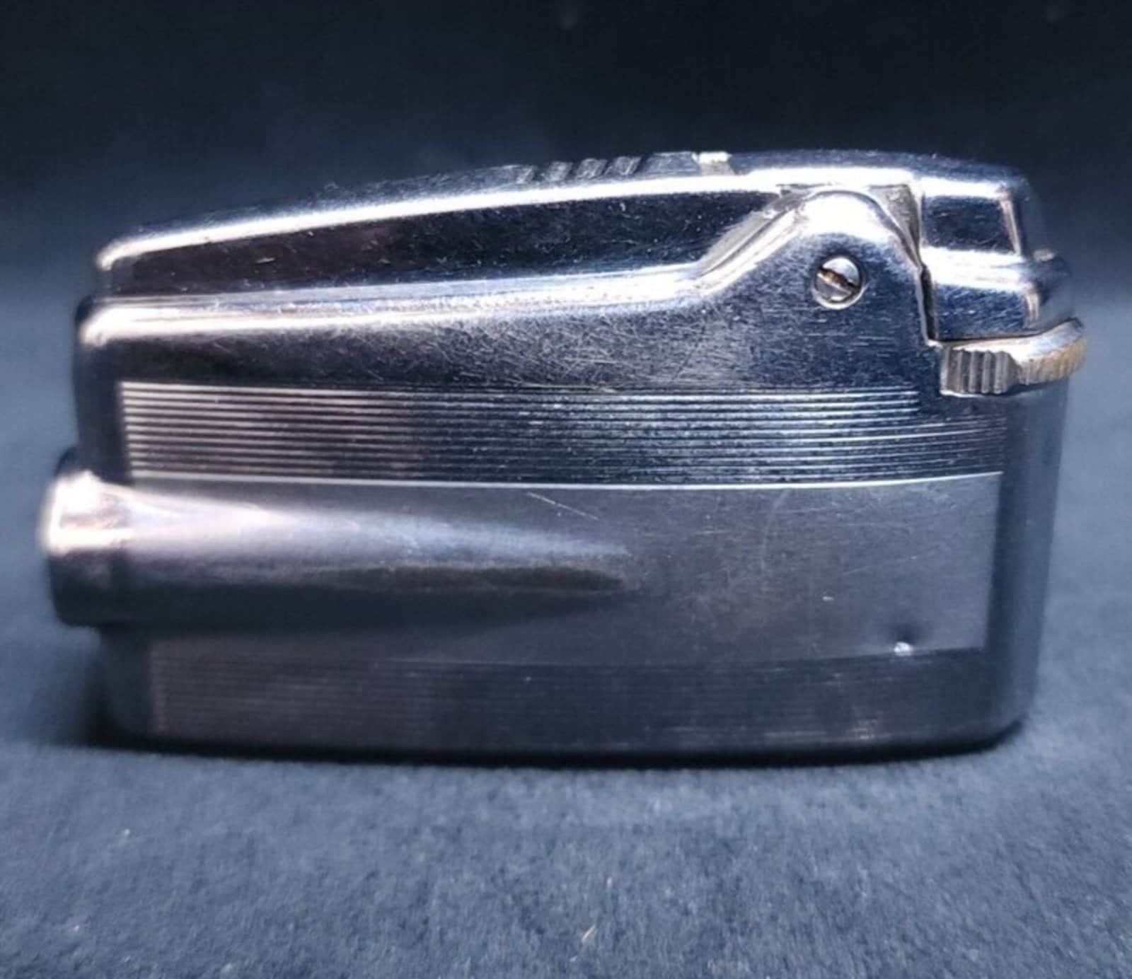 Vintage 1950s Ronson Varaflame Cigarette Turbo Jet Lighter Atomic Art ...