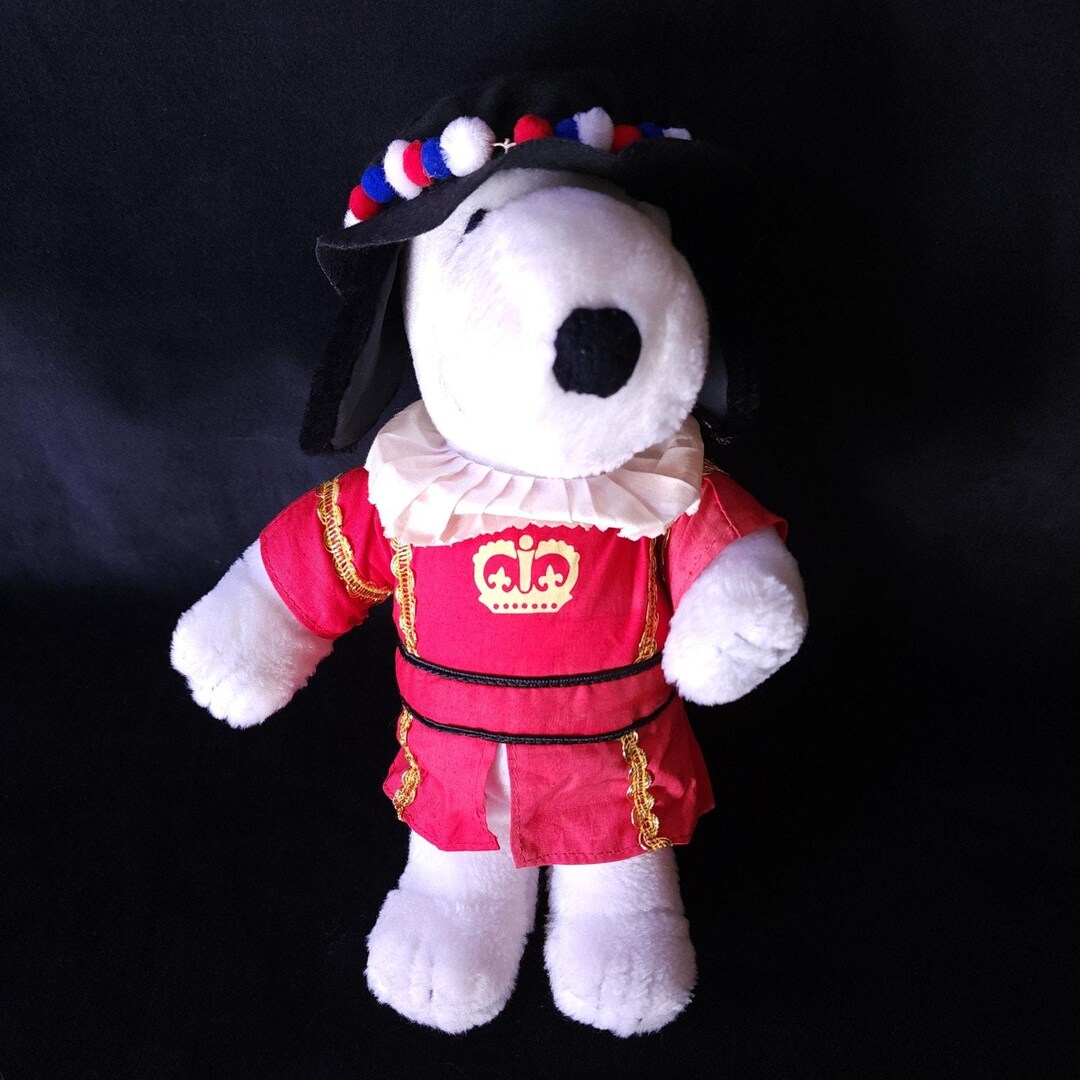 Rare Vintage Peanuts Snoopy British Royal Queens Guard Beefeater Plush ...