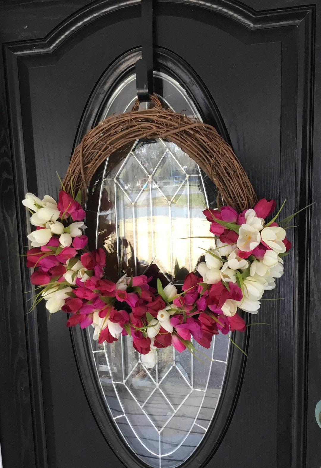 Tulip Half Wreath - Etsy