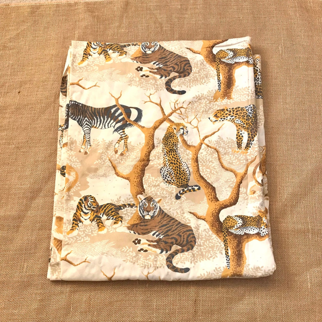Vintage 1976 Tastemaker Full Flat Sheet Lions Cheetah Safari Full Bed ...
