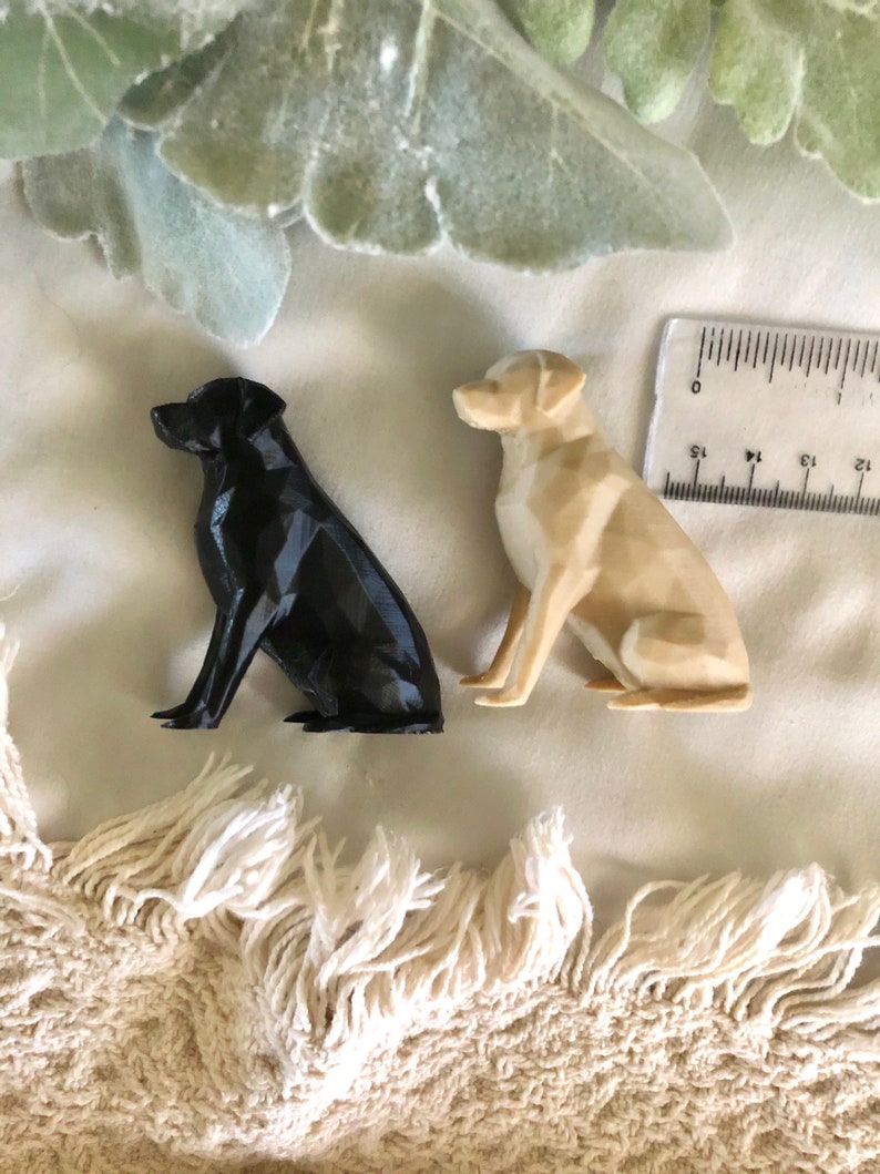 Labrador Retriever Figurine - Etsy