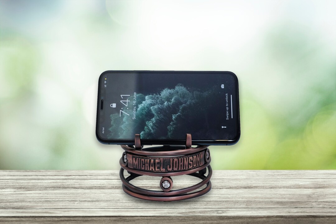 Cell Phone Stand-handmade Custom Name Engraved Desk Stand for iPhone ...