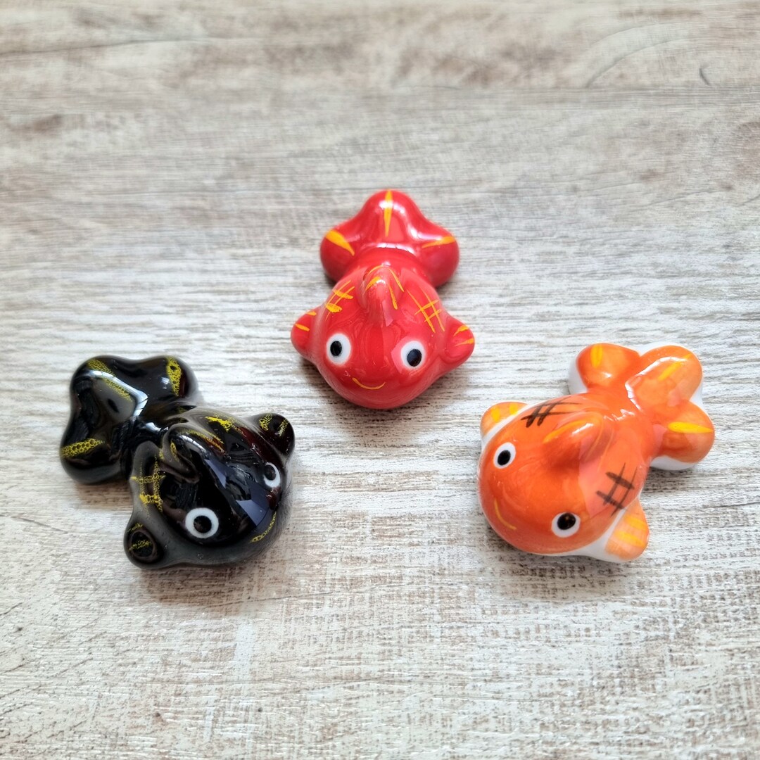 Goldfish Ceramic Porcelain Watercolor Brush Rest | Calligraphy Brush ...