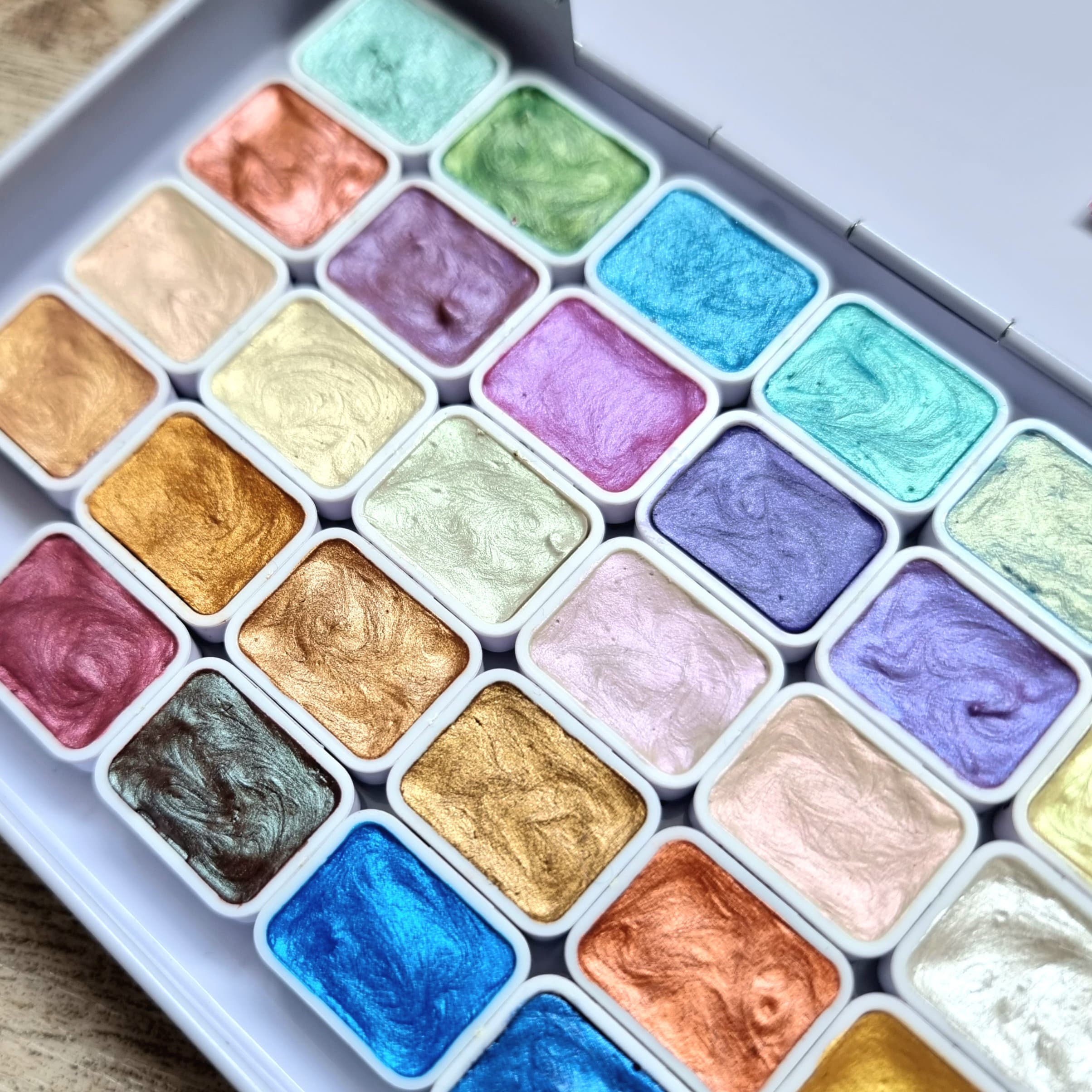 Daniel Smith Luminescent Watercolor Paint Set - 48 Colors - Full Set ...