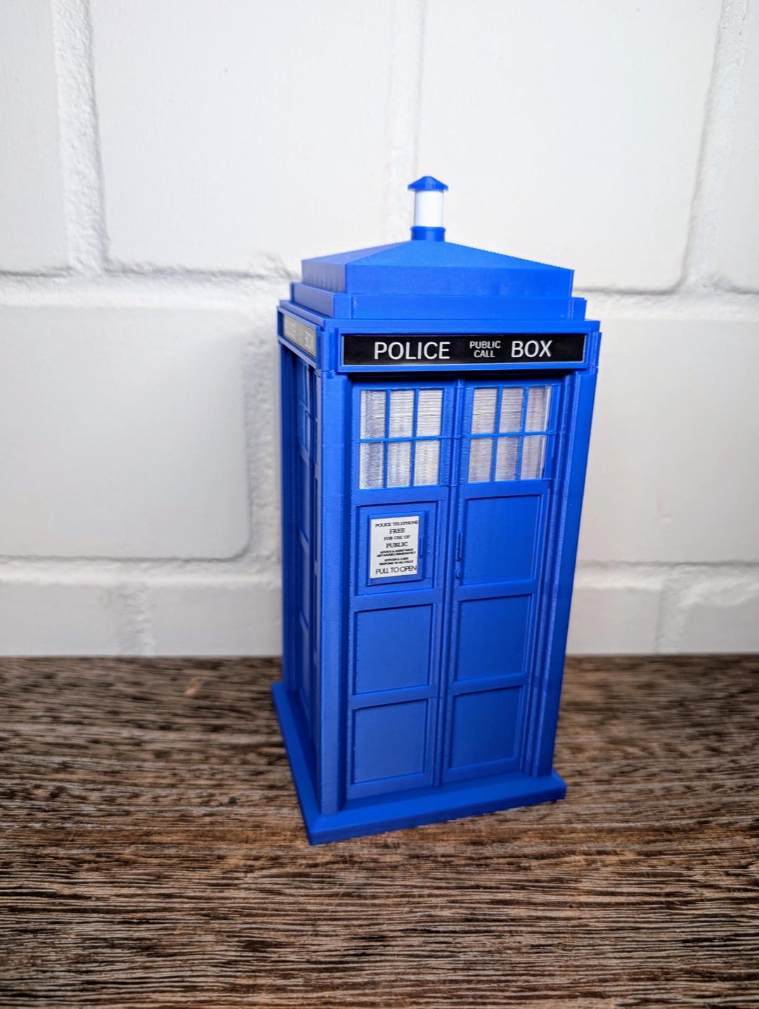 XXL TARDIS With Light – Inspired by Doctor Who, Personalize the Signs ...