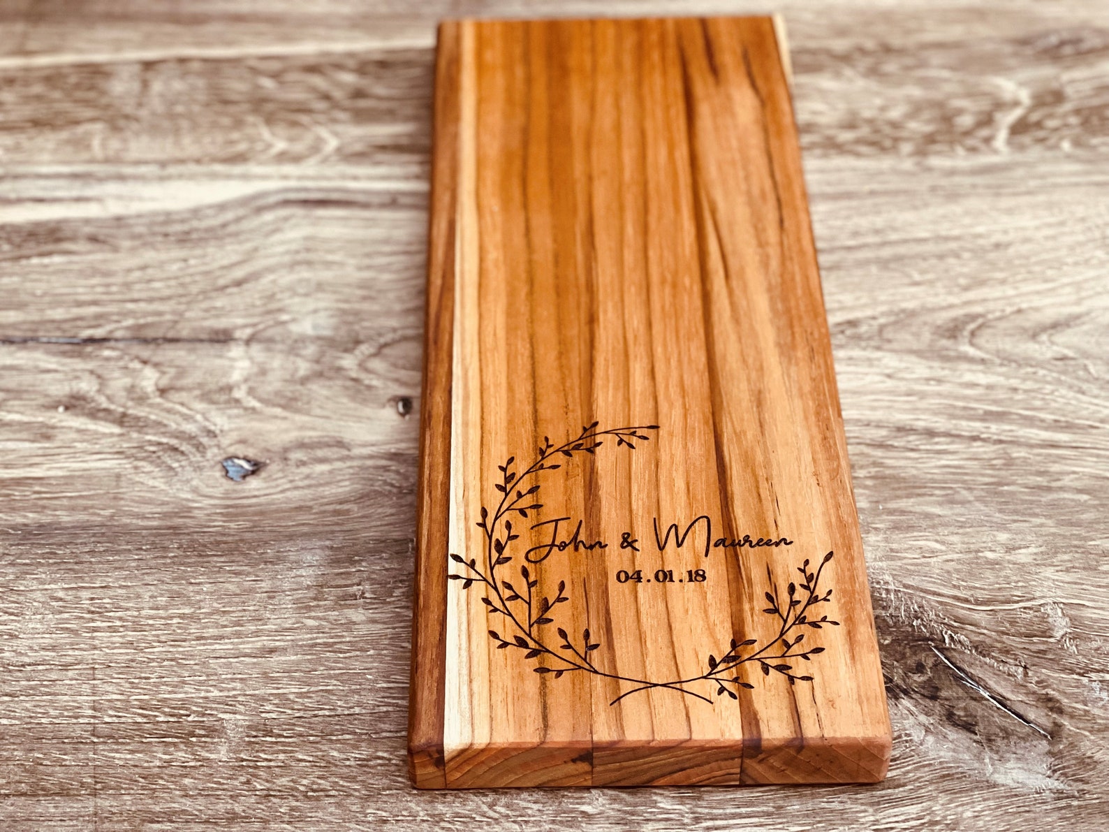 Personalized Cheese Board With a Monogram Engraving, for Wedding Gifts ...