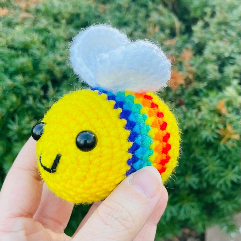 Crochet LGBT Bee Keychains- Pride Flag Crochet Bees- Amigurumi Bees ...