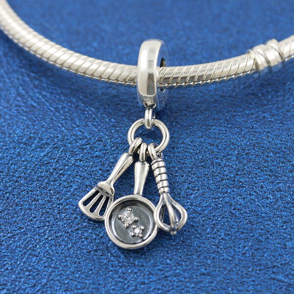 Pandora Frying Pan Spatula and Whisk - Etsy