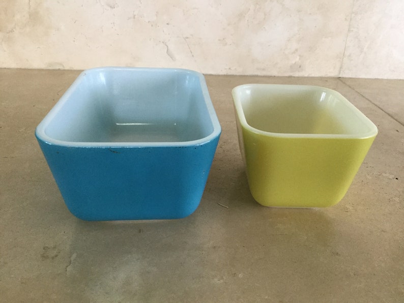 Vintage Pyrex Ovenware, Blue 61/0502, Yellow 501 B 1 1/2 Cup 23 - Etsy