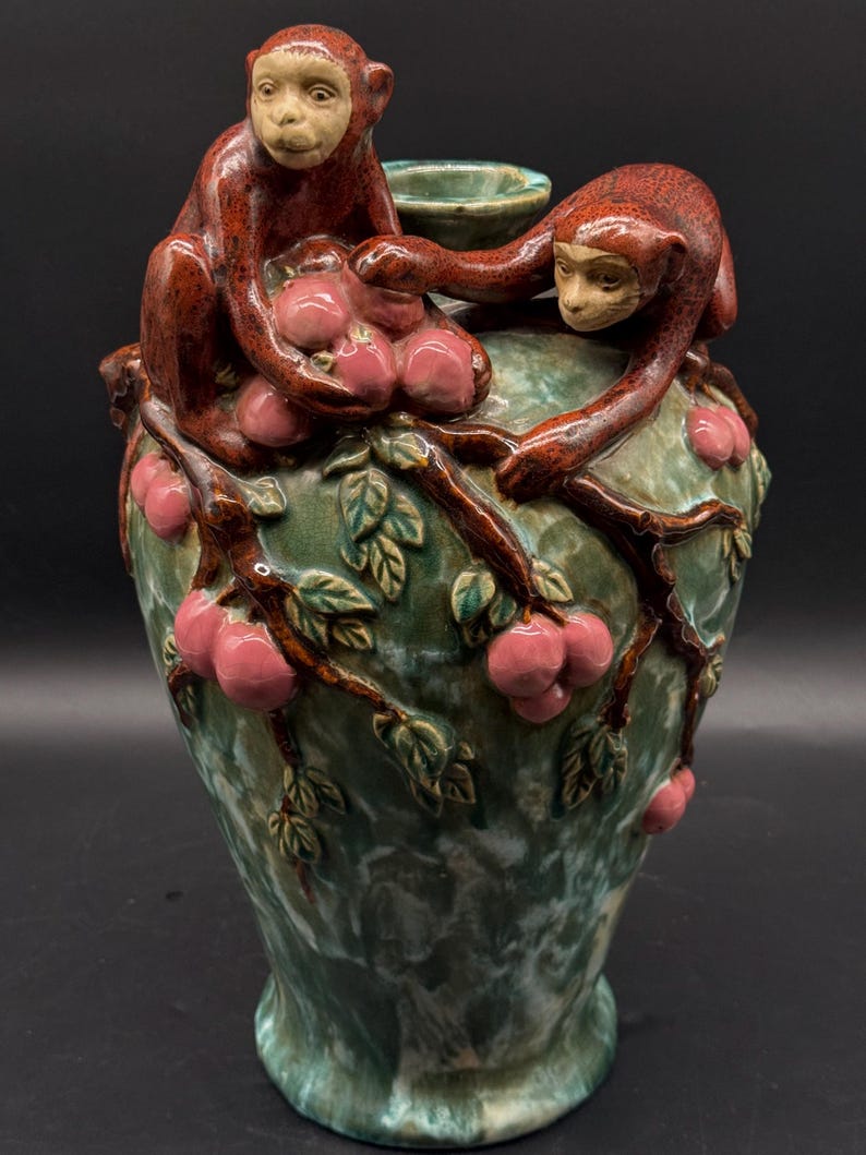 Vintage Majolica-style Monkey Vase – Hand-painted Ceramic Jungle Scene ...